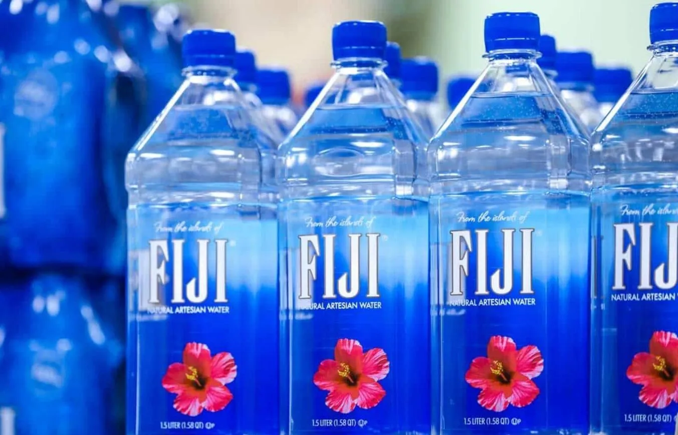 Fiji Su Markasına Mikroplastik Davası: Kanser ve Otizm Riski Taşıyor Mu ...